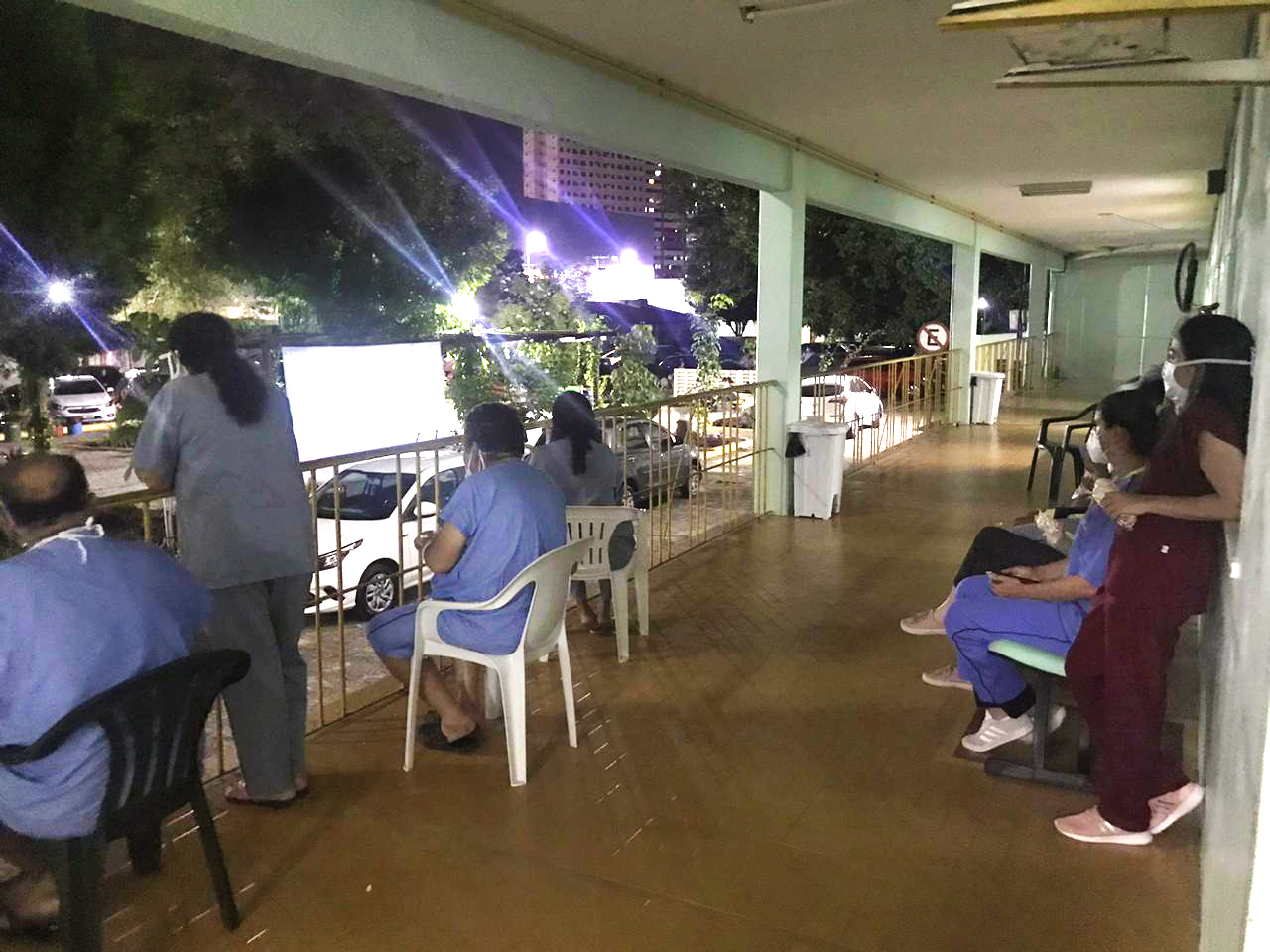Pacientes do HM acompanham sessão de cinema na unidade - Hospital de ...